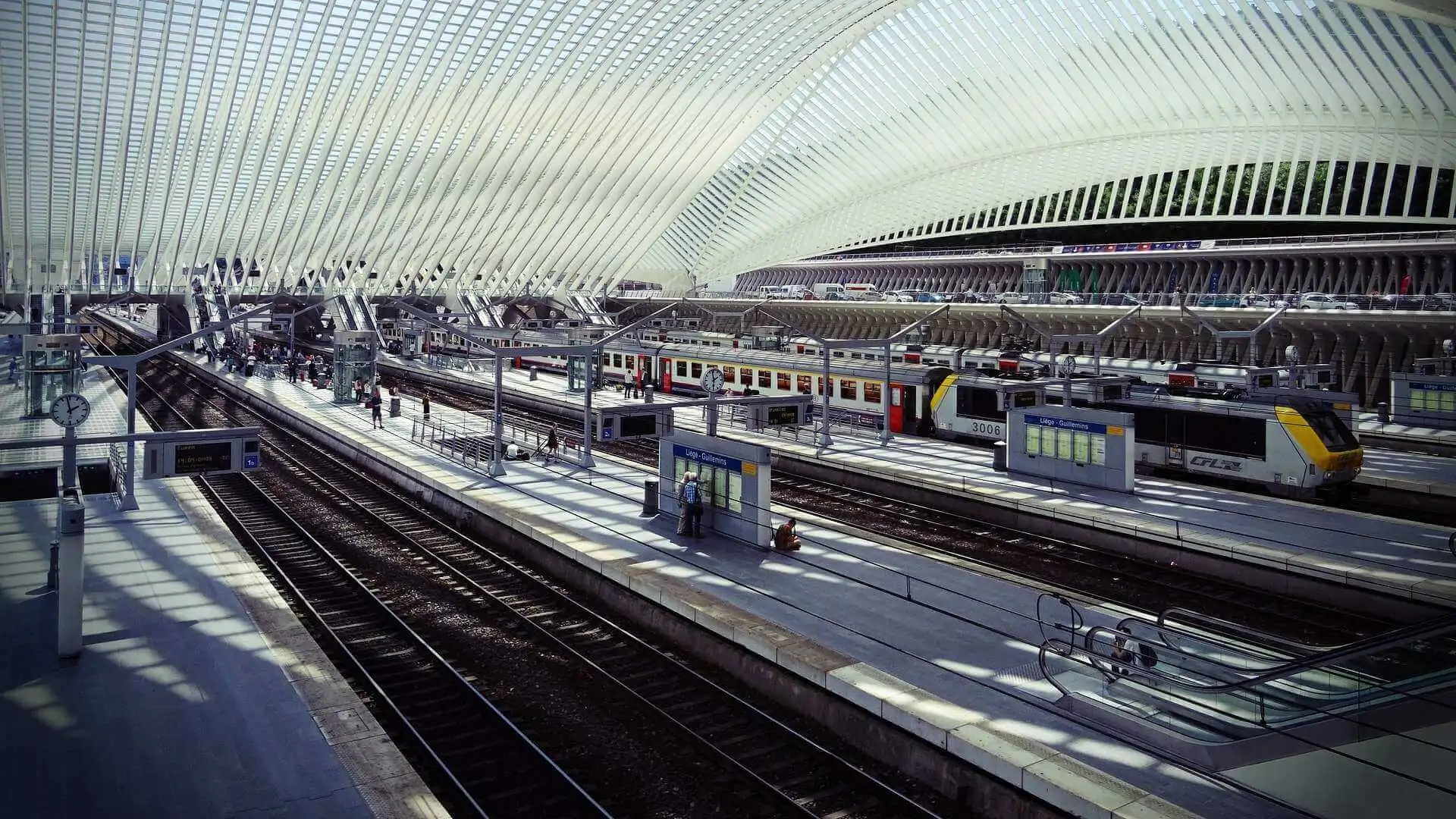 Chauffeur-Driven Rail Station Transfer - Drivya